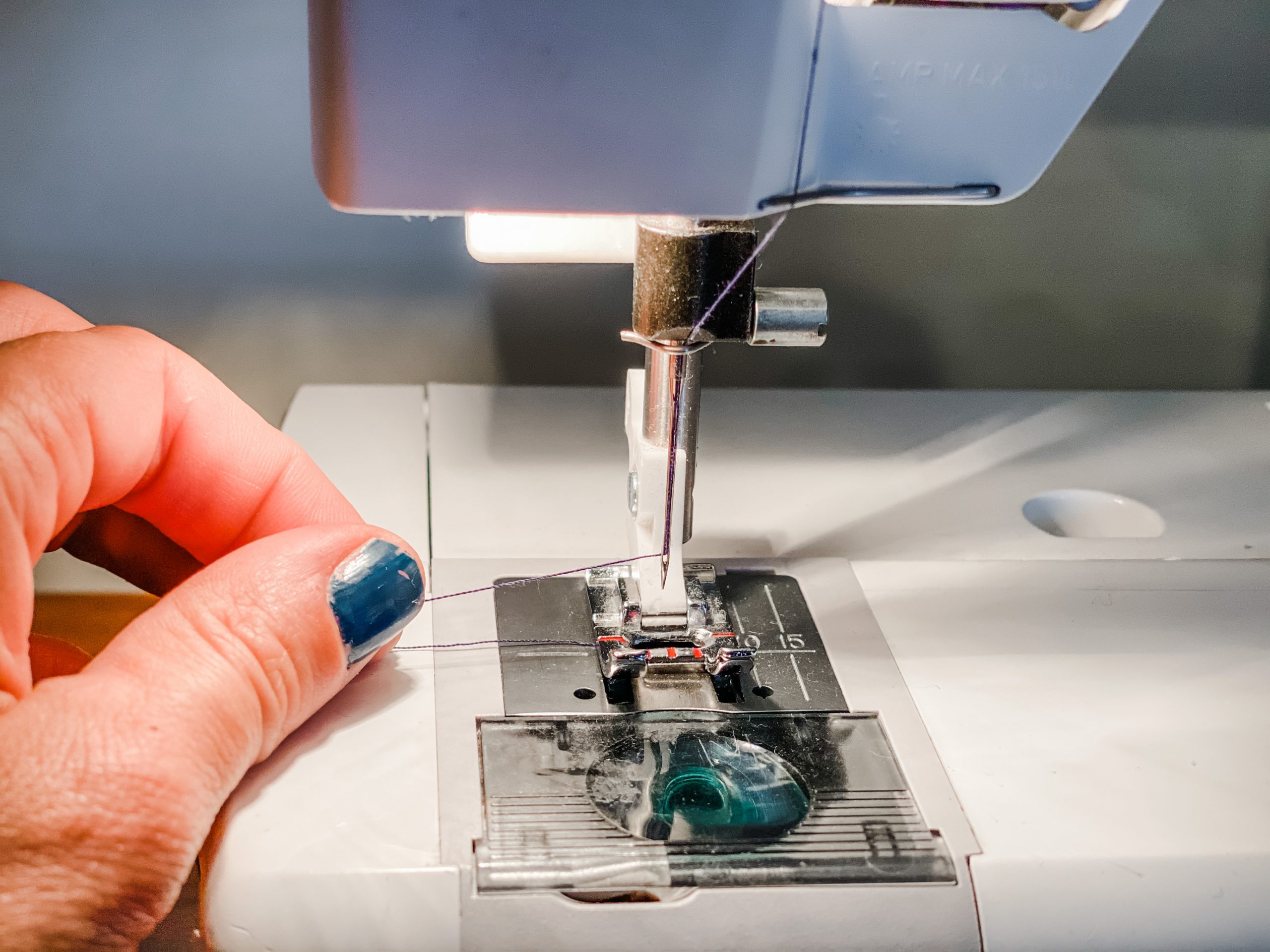 Threading a Sewing Machine | How to Sew| Lesson #2 - Hearty Sol