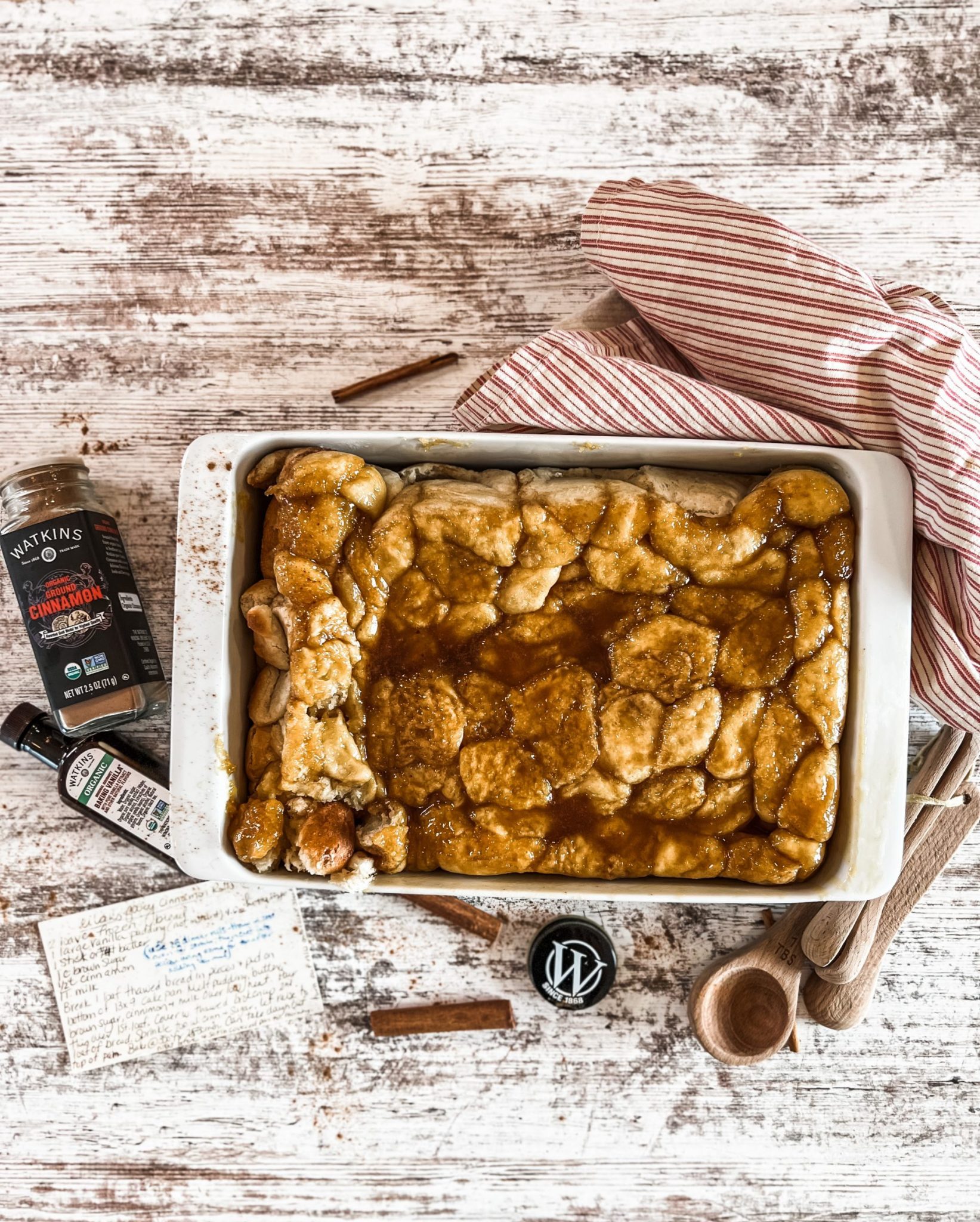 How to Make Mouth Watering Caramel Rolls - Hearty Sol