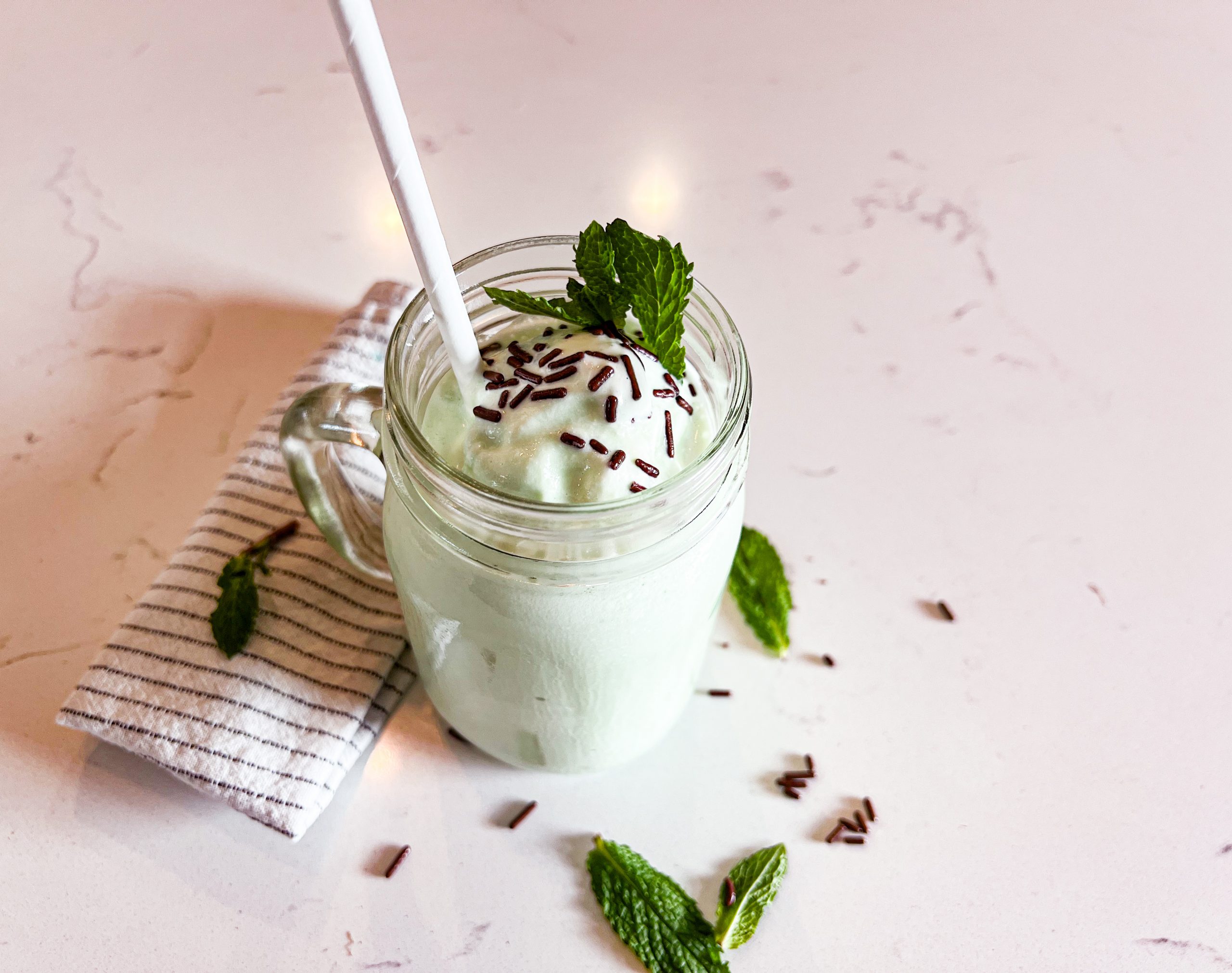 How to Make Homemade Shamrock Shakes - Hearty Sol