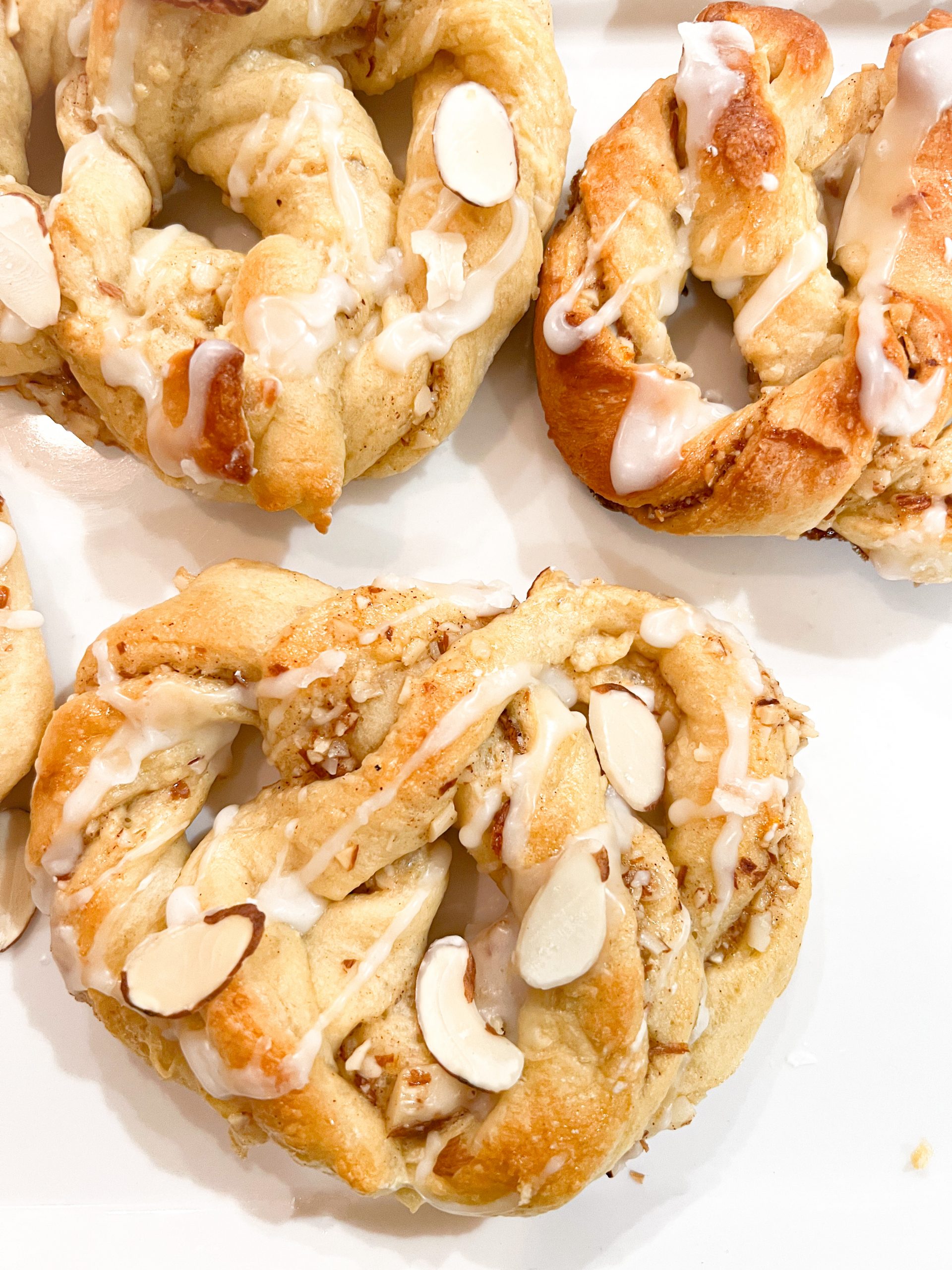 How to Make Traditional Luxembourg Sweet Love Pretzels - Hearty Sol