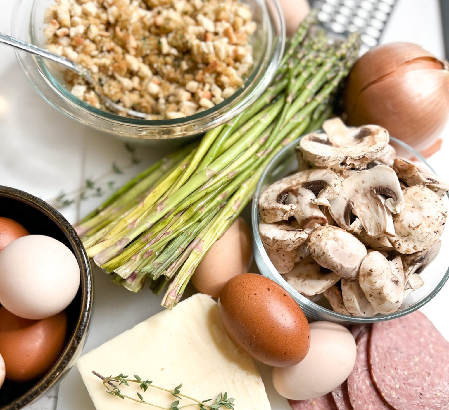 How to make Easy Bake Egg Strata - Hearty Sol