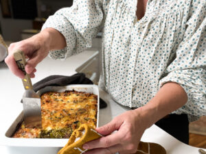 How to make Easy Bake Egg Strata - Hearty Sol