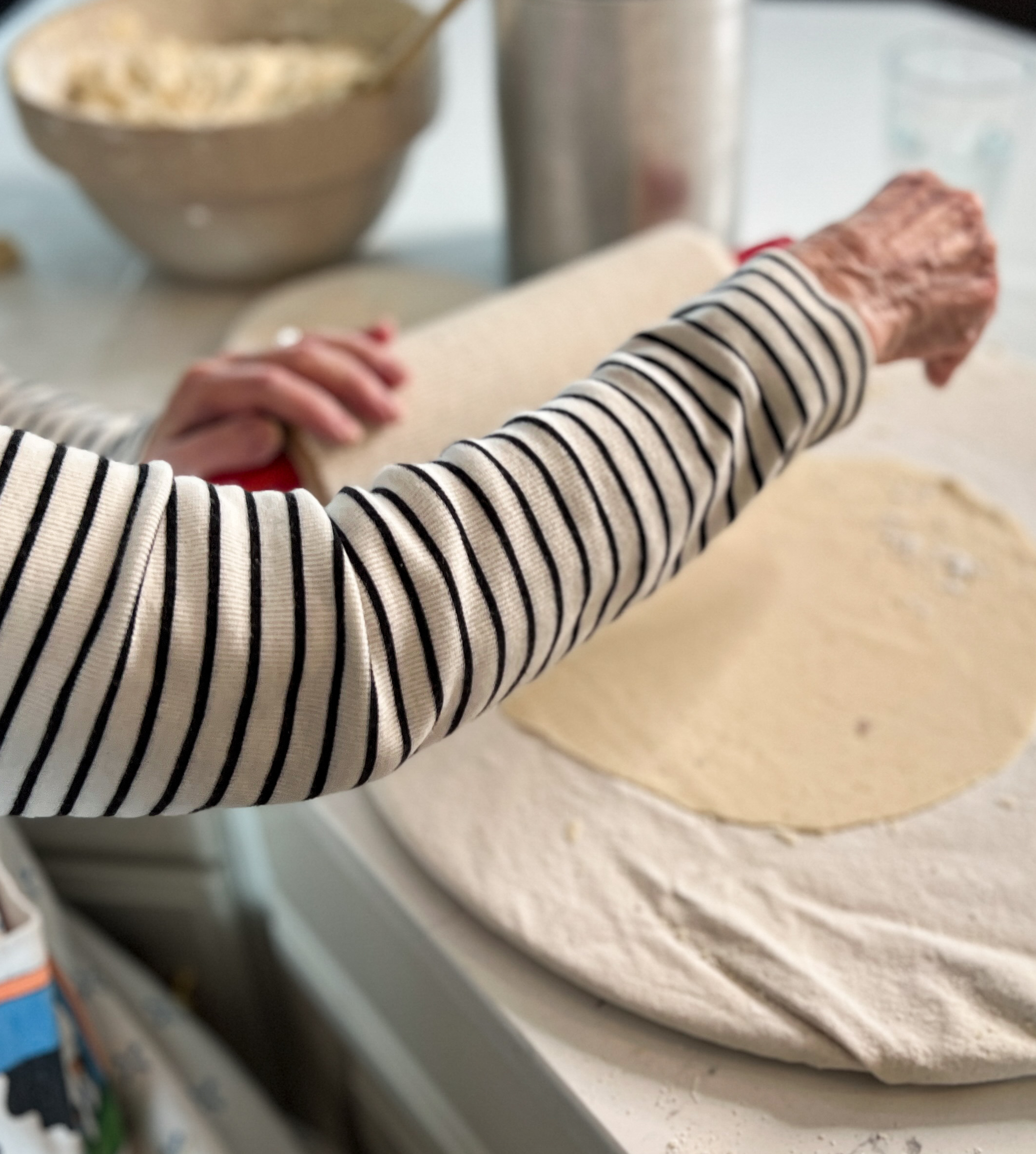 How to Make Authentic Norwegian Lefsa - Hearty Sol