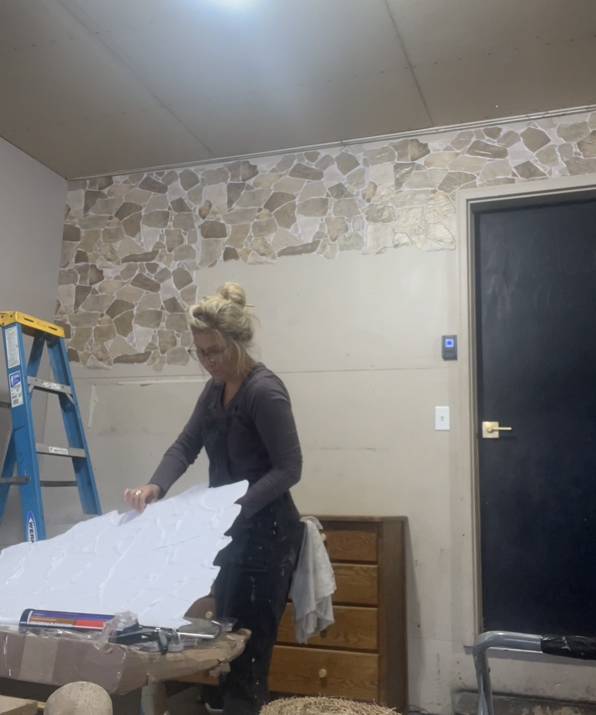 How to Create a Faux Stone Wall on a Budget - Hearty Sol