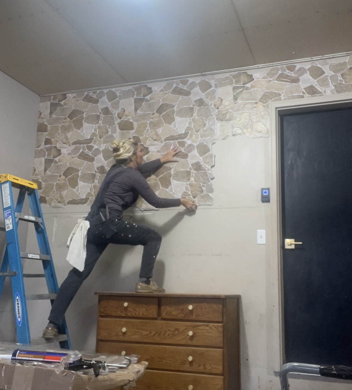 How to Create a Faux Stone Wall on a Budget - Hearty Sol