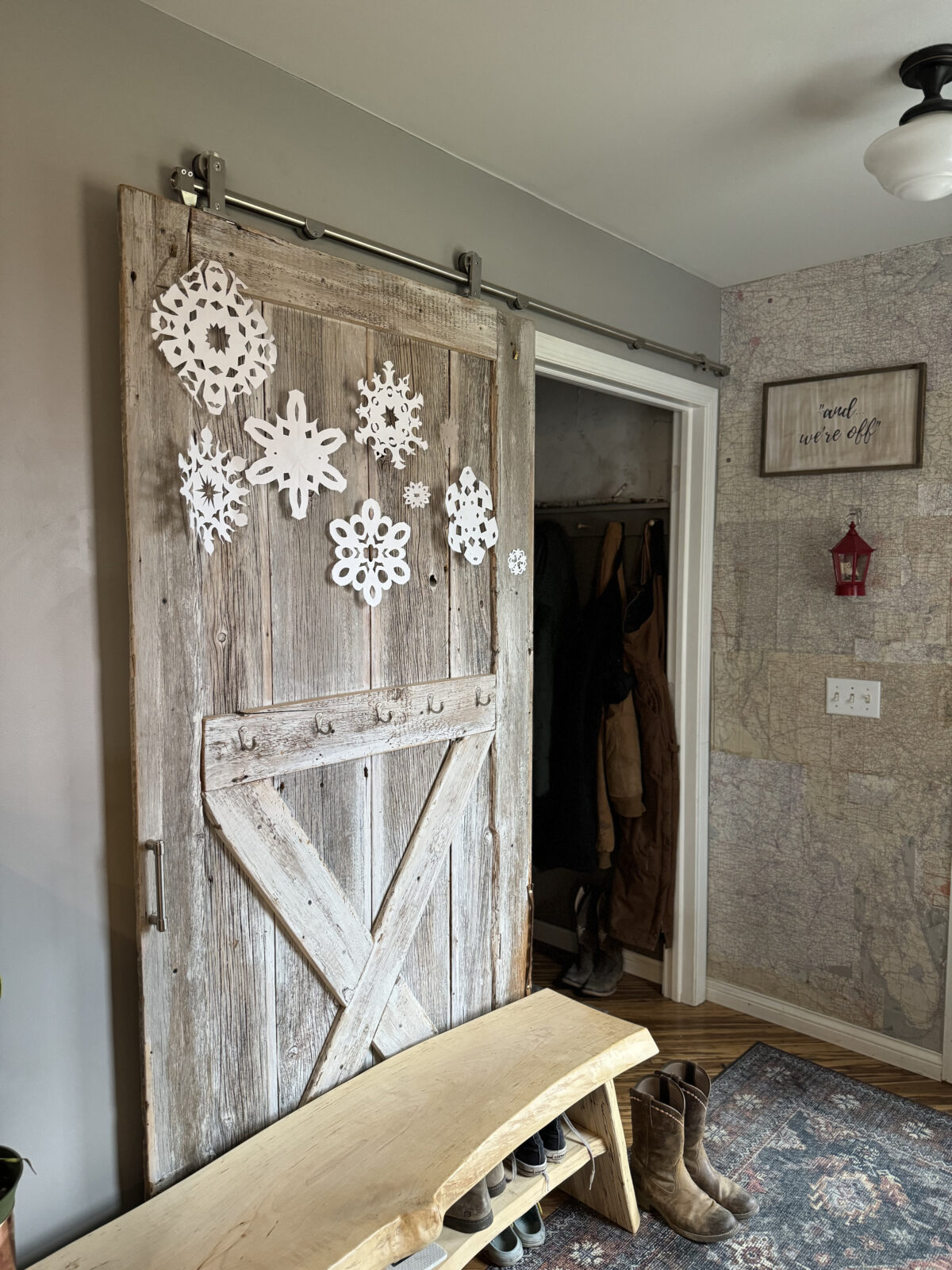 How to Make Fancy Paper Snowflakes with Simple Copy Paper - Hearty Sol