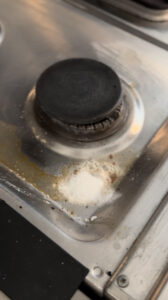How to Make My Homemade Soft-Scrub Recipe - Hearty Sol