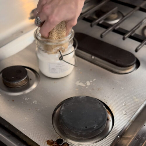 How to Make My Homemade Soft-Scrub Recipe - Hearty Sol